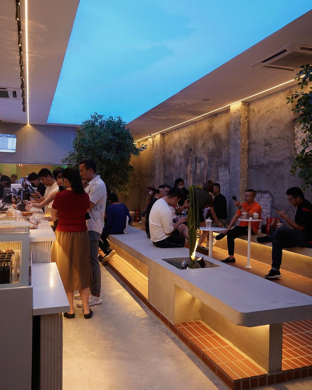 Must-Visit Cafes around LRT Pasar Seni | City Kaki